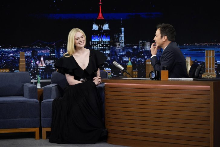 First Look: Elle Fanning Appears on Thursday's "Tonight Show Starring ...